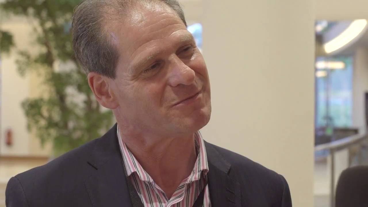 Louis de Bruin (IBM) about the Dutch Blockchain Conference #dbc16 - YouTube