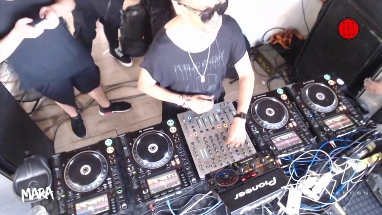 DJ Mara Set @ Klandestino DIC 2019 Pereira High Xperiences TRANSMISION ...