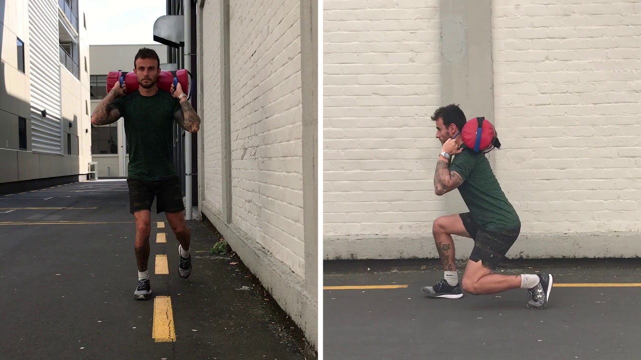 Power Bag Walking Lunges - YouTube