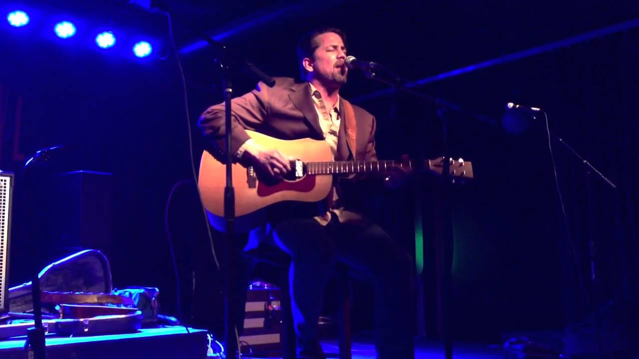 Patrick Sweany - Close To The Floor | Roots | Written in Music