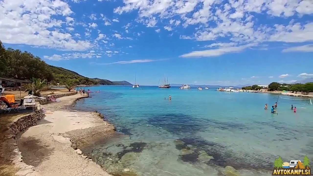 Camping Mlaska, Sucuraj - Hvar - YouTube