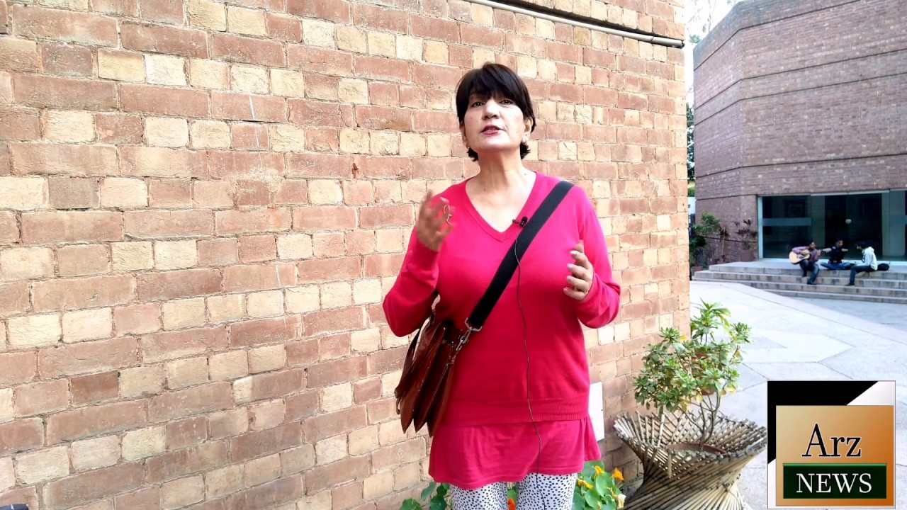 چندہ خان سے جانئیے عورت مارچ کا مطلب. Orat march Arz News - YouTube