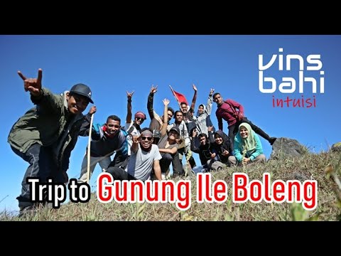 Trip to Gunung Ile Boleng (Adonara) - YouTube
