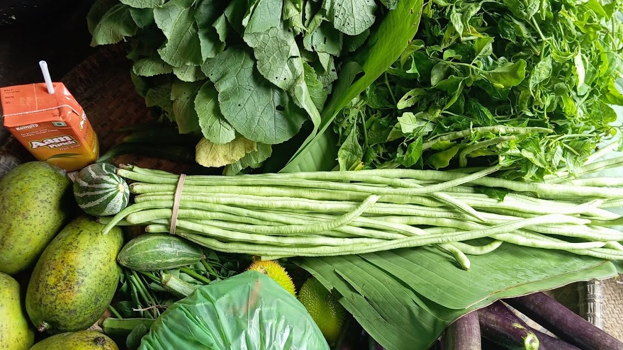 karbook bazaar!!!! Friday market!!! maglu reang vlog - YouTube