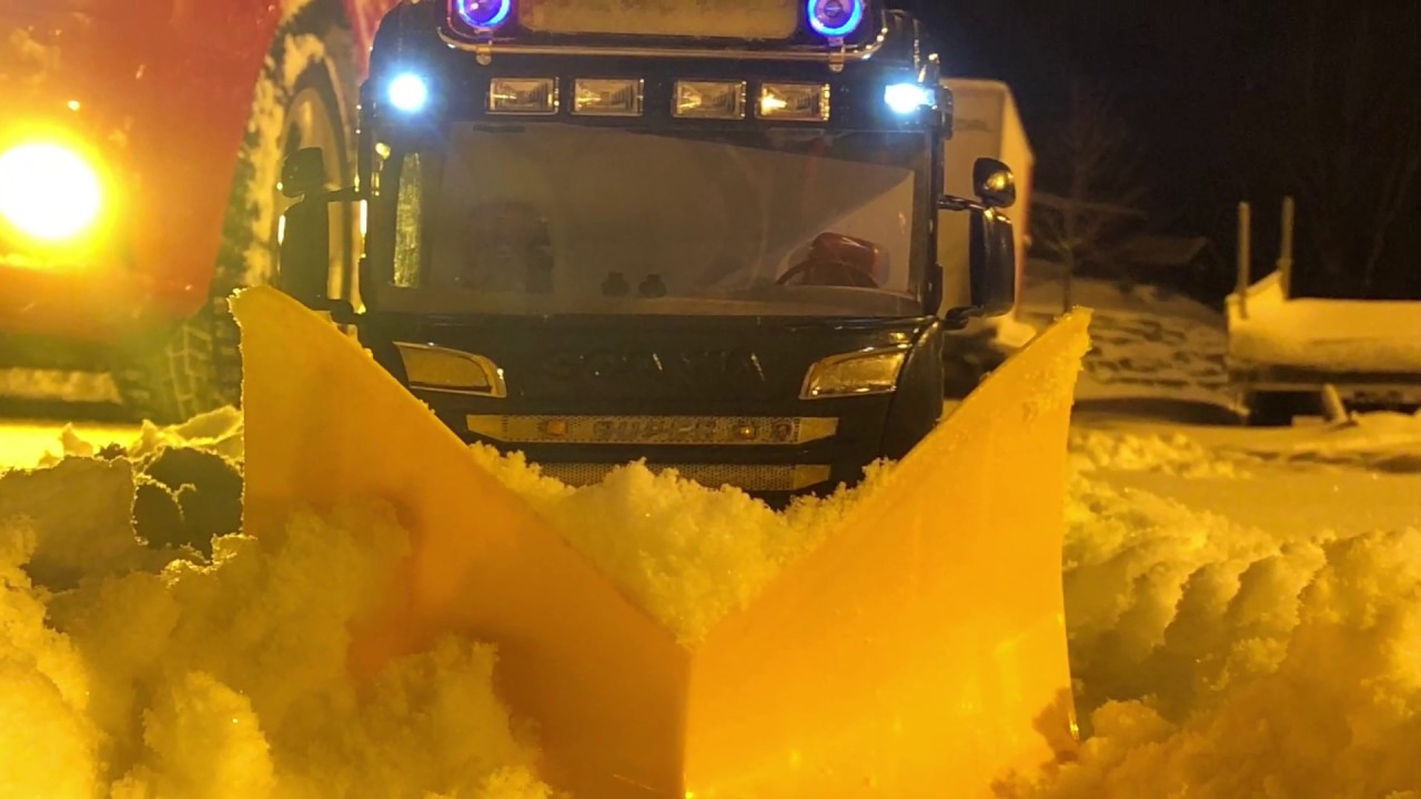6x6 Rc Scania In Snow 3 - YouTube