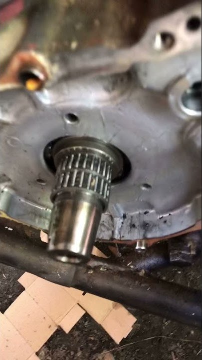 400ex Starter clutch install - YouTube