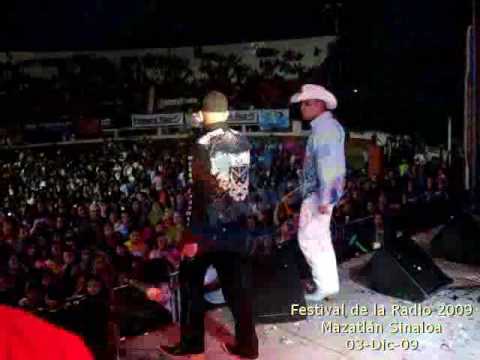 El Katch (En vivo) - La Banda Que Hacía Falta: Song Lyrics, Music ...