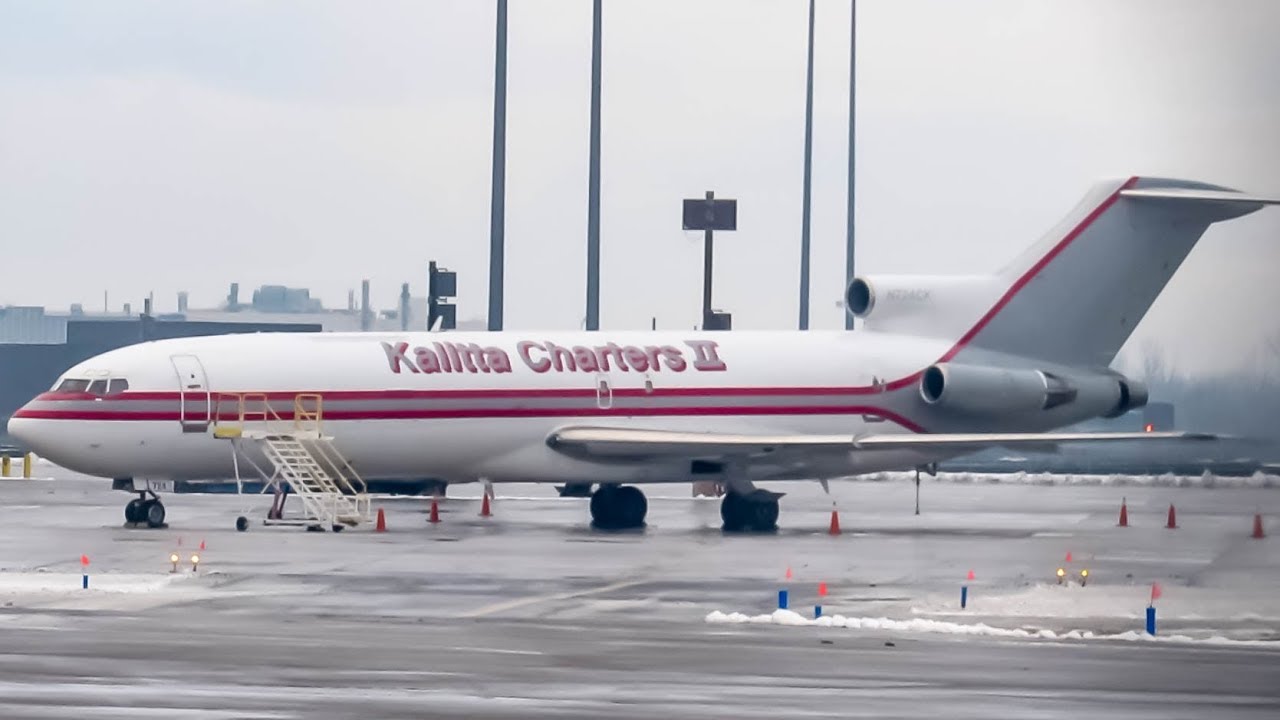 Kalitta Charters Boeing 727-200F (B722) landing in Montreal- Mirabel ...
