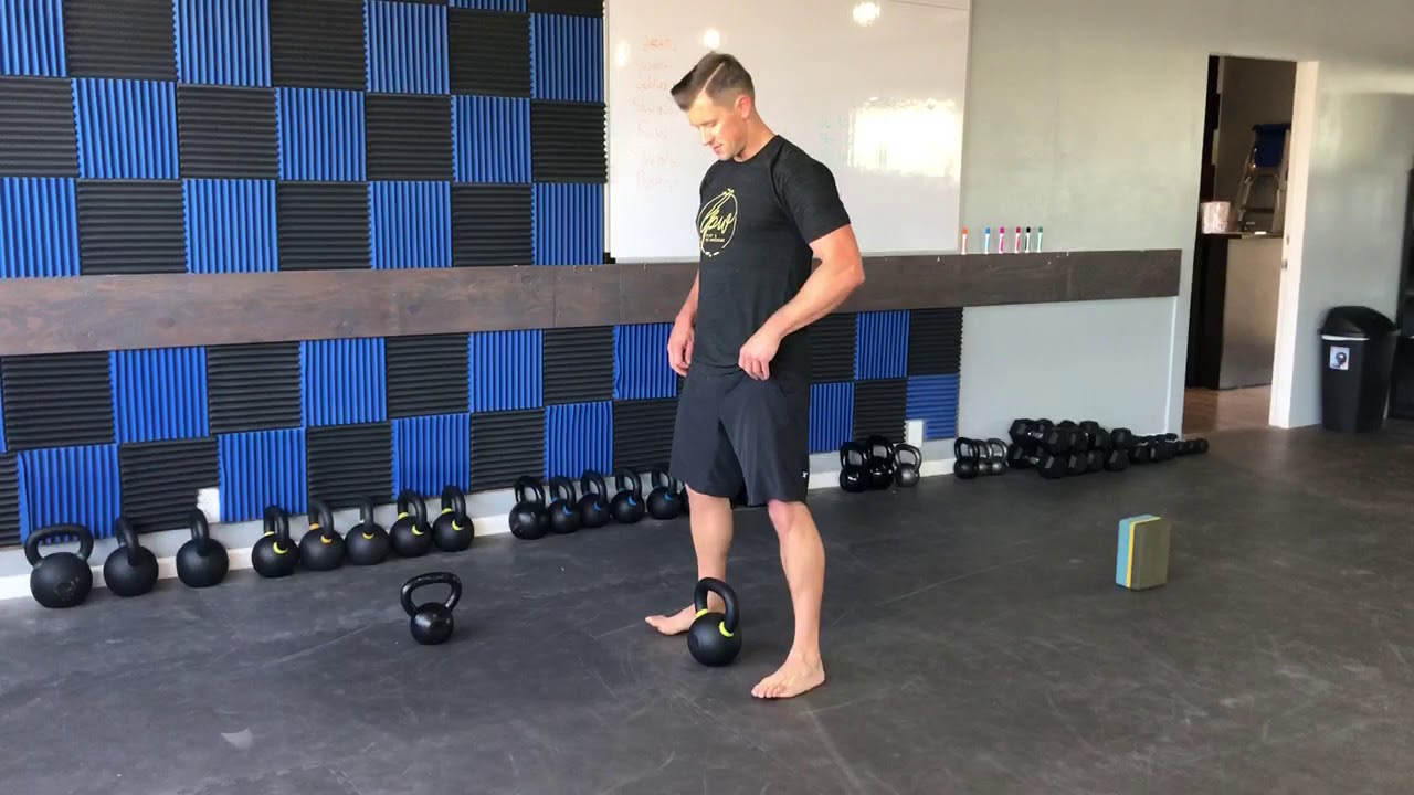 2 Hand KB Bent Over Row - YouTube