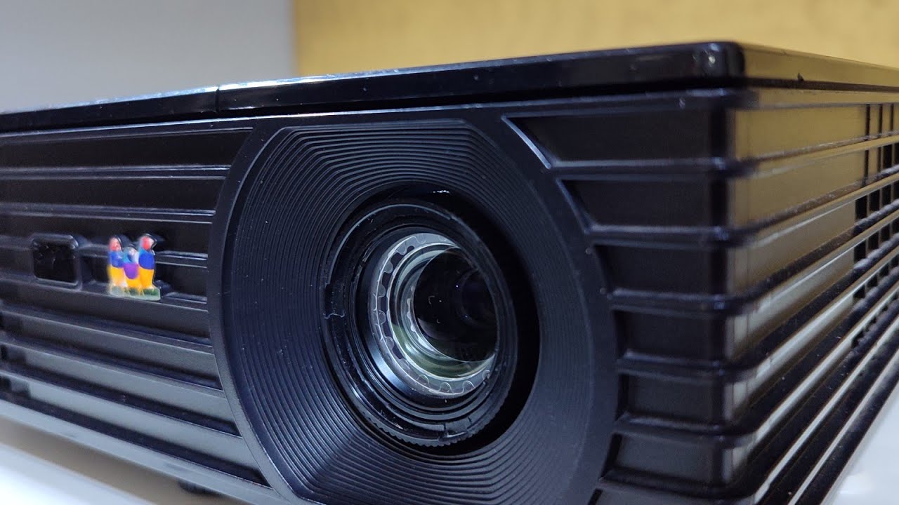 ¿Como realizar el mantenimiento de un proyector ViewSonic? - YouTube