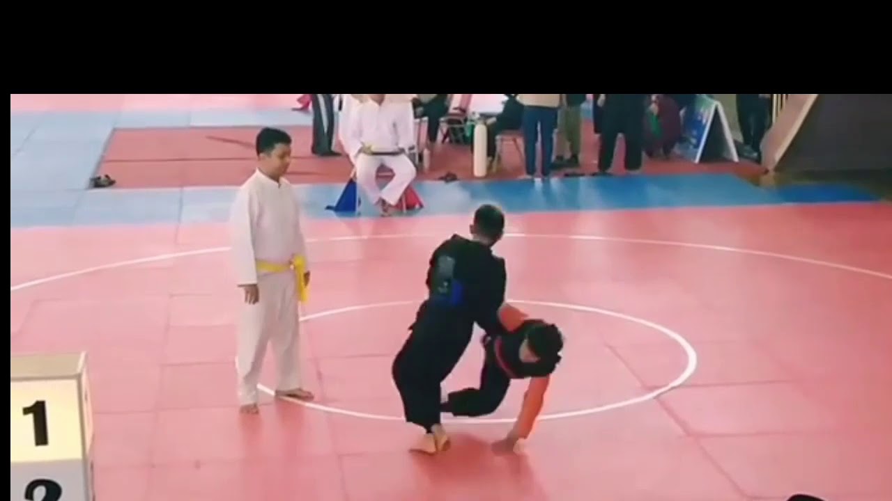 Tehnik tehnik pencak silat tanding Hanifan. Buat belajar di rumah - YouTube