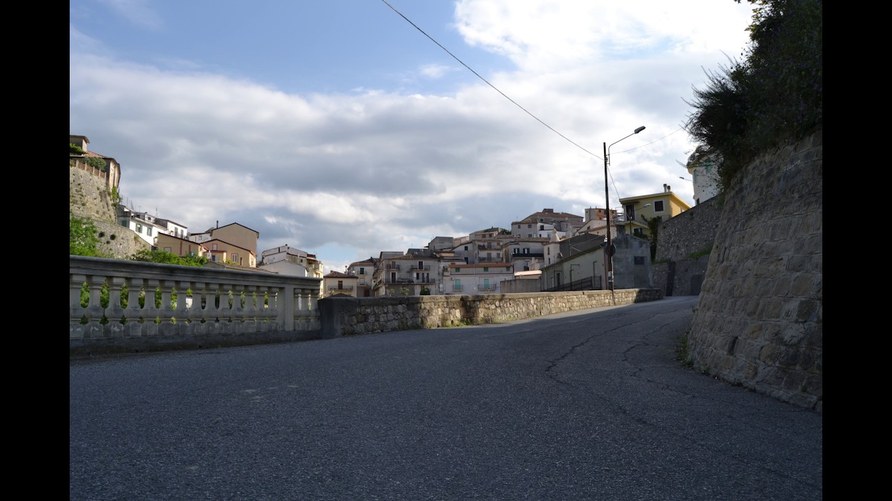 FOTO CROSIA CENTRO STORICO - YouTube