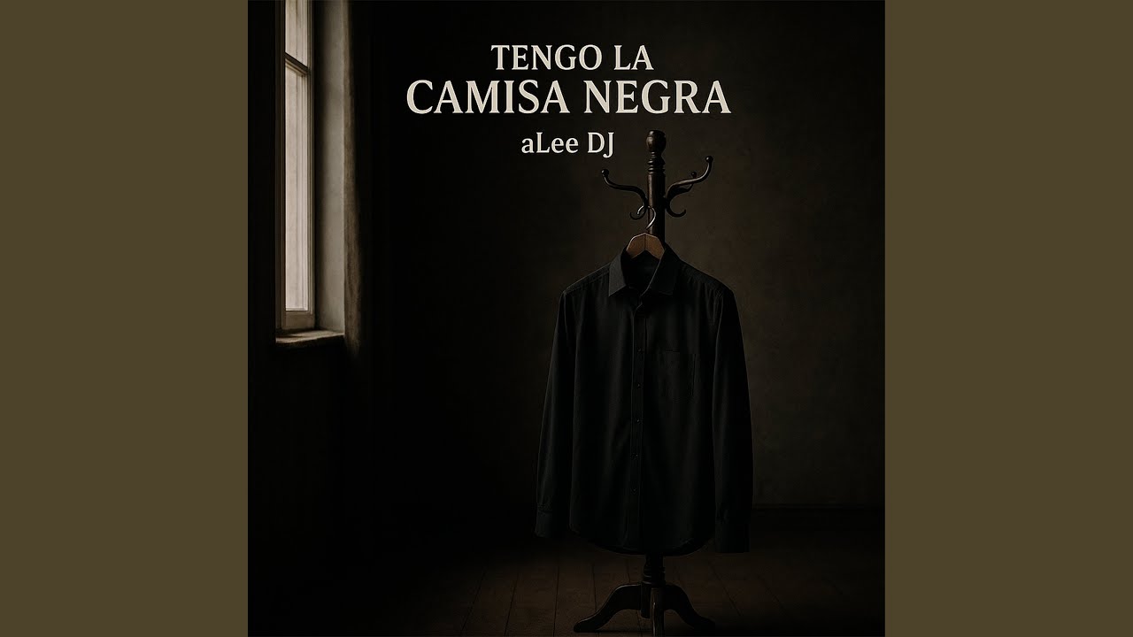 Tengo La Camisa Negra - YouTube
