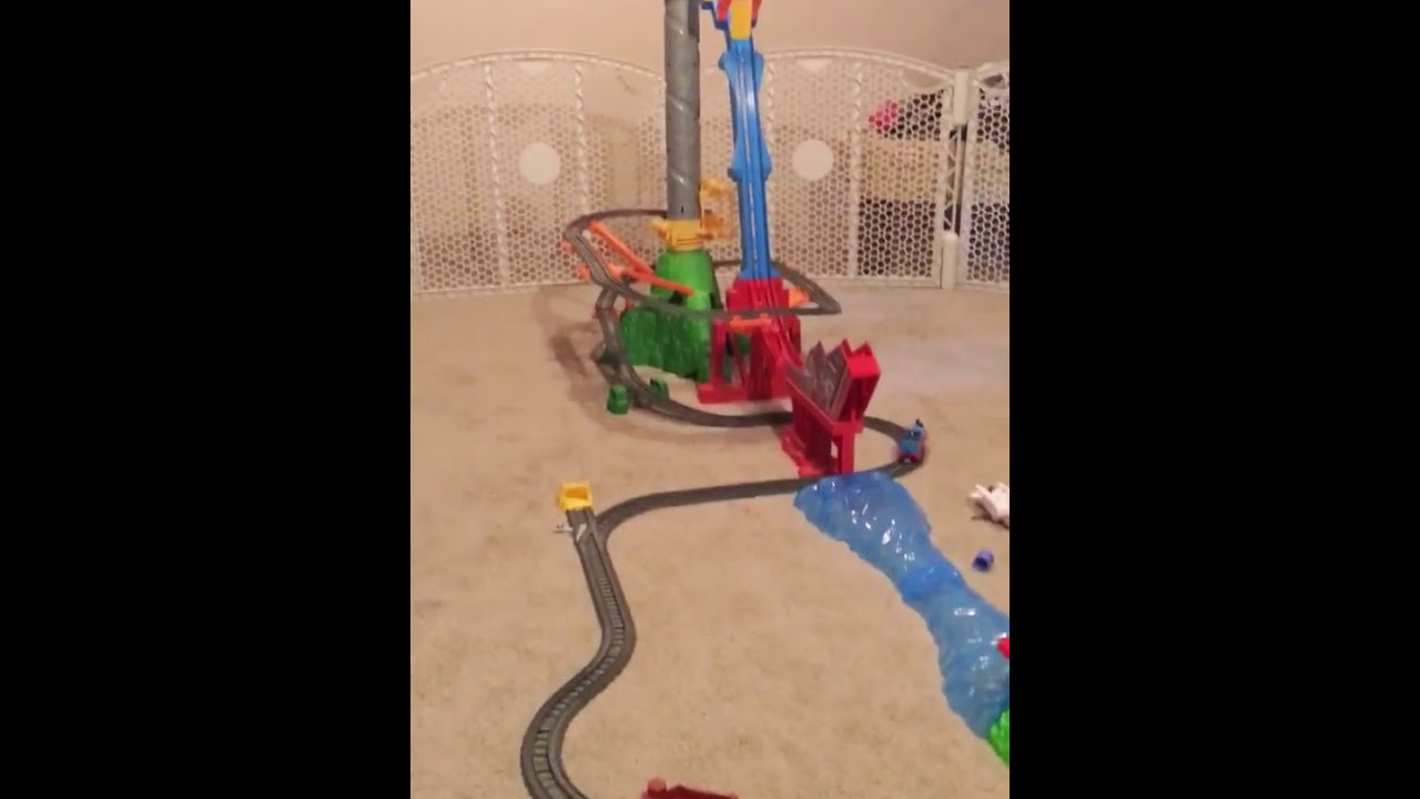 Thomas and Friends Sky-High Bridge Jump - YouTube