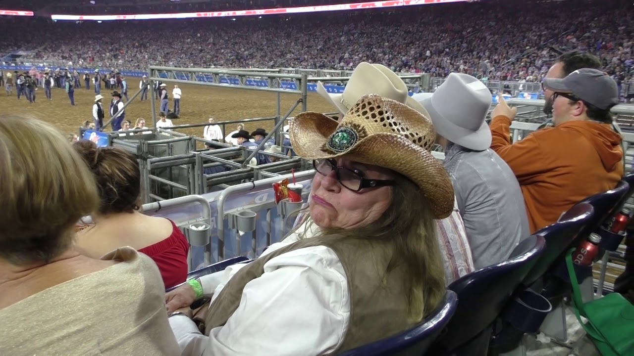 Calf Scramble - Houston Rodeo - 15 March 2018 - YouTube
