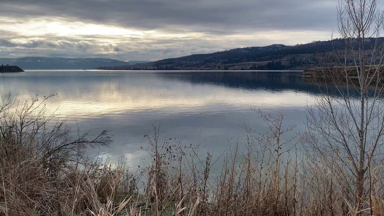 Lake Roosevelt, Seven Bays, Washington - YouTube
