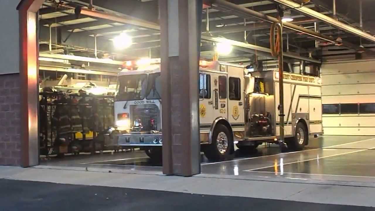 Engine 52-2 Responding - YouTube