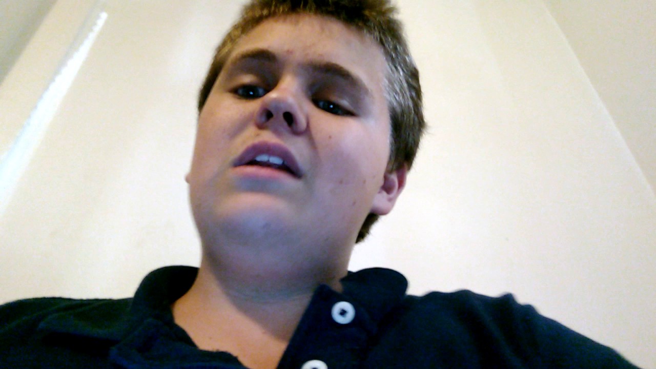 White boy rapping freestyle - YouTube