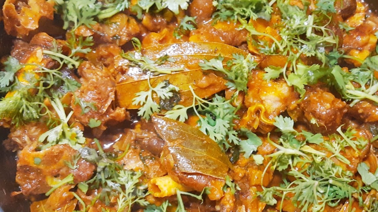 Telangana style Goat Leg and Head Recipe//మేక తలకాయ కాళ్ళ కూర//Goat ...