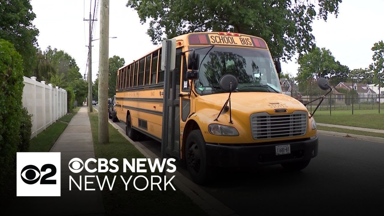 Mom got a call from her 6-year-old—what she saw behind him on the bus ...
