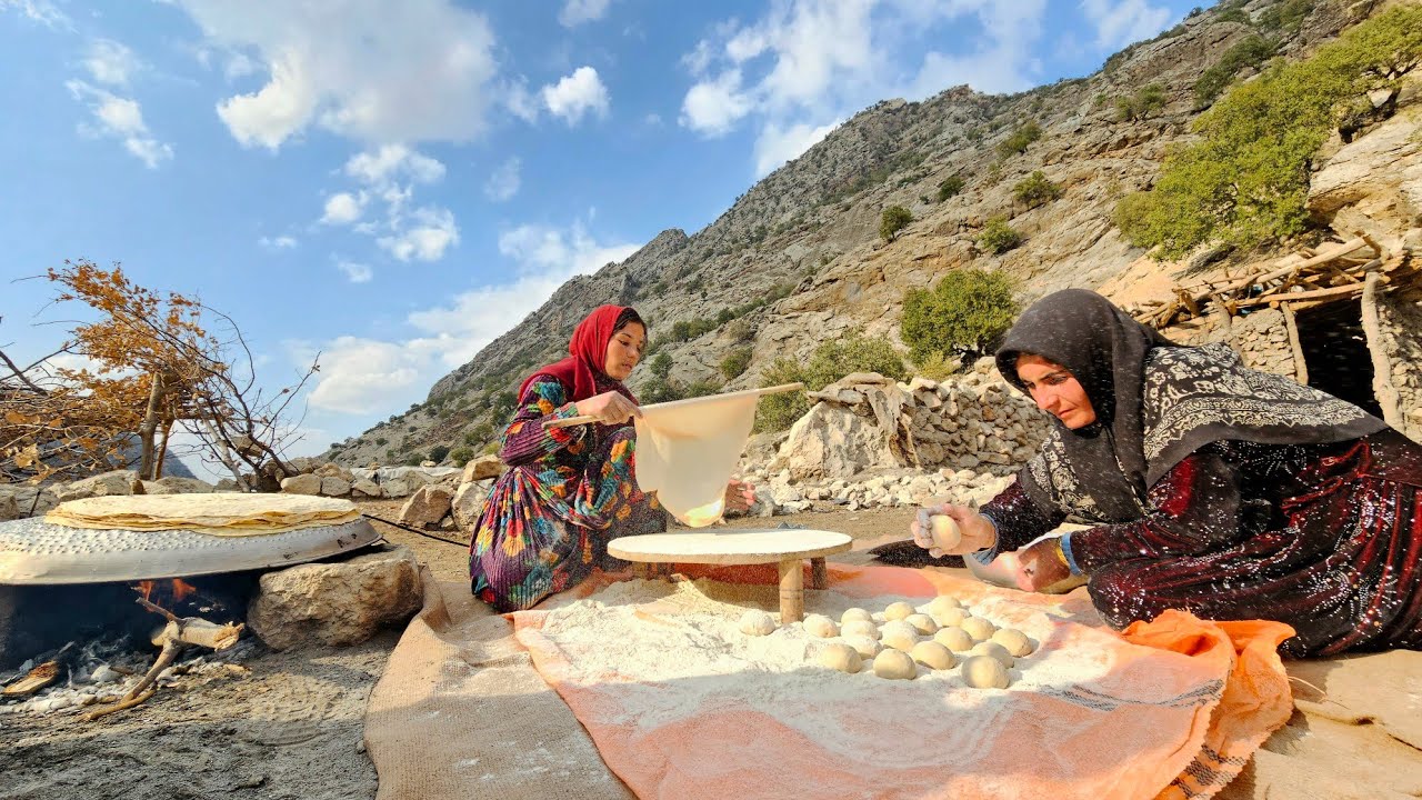 🫓The thinnest bread in the world in the hands of nomadic women A ...