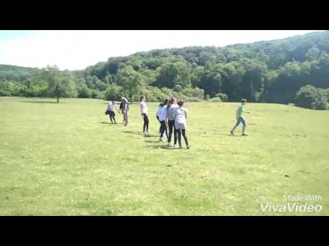 Tinerii din ususau - YouTube