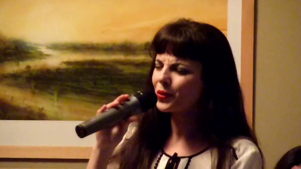 Marta Rosa - Complicadisima teia (F.Britinho) - YouTube