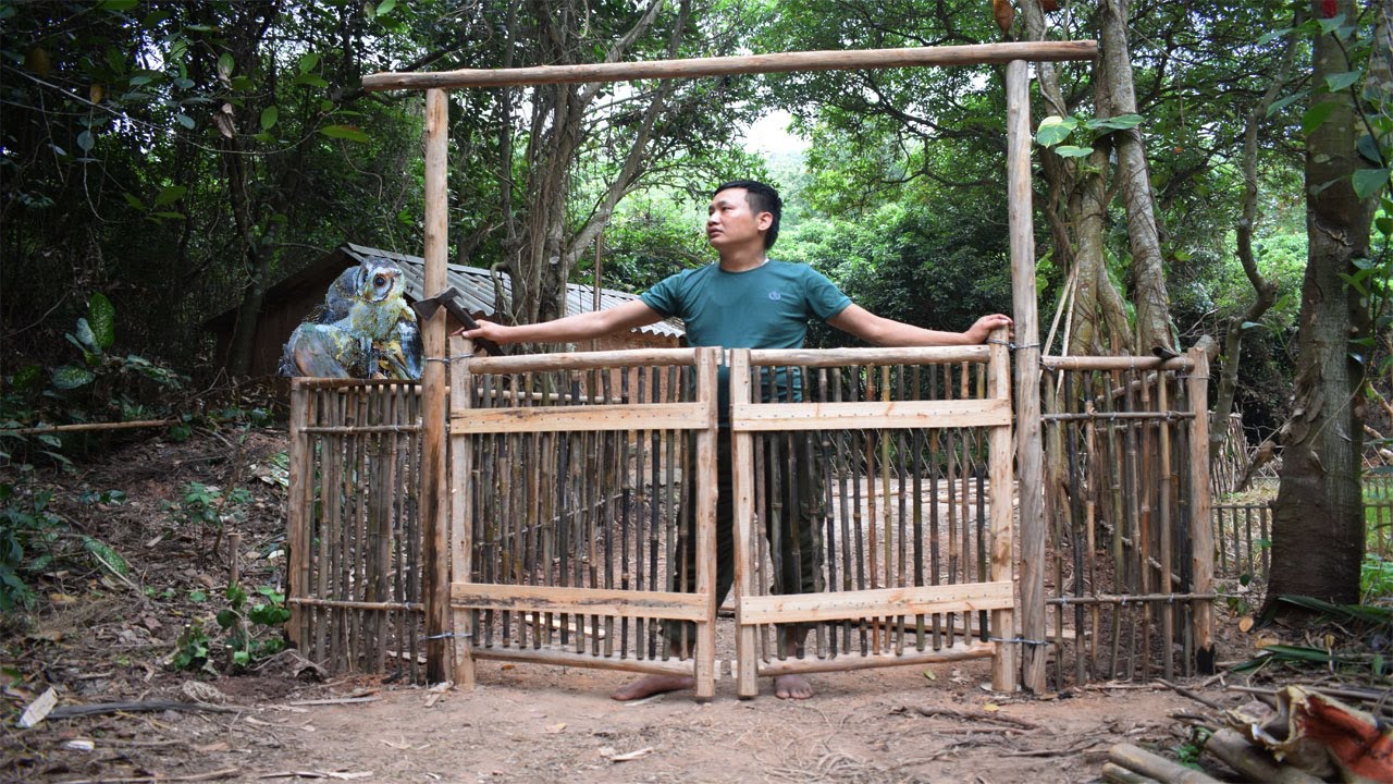 Building a life in the forest:making gates, bird traps, harveting ...