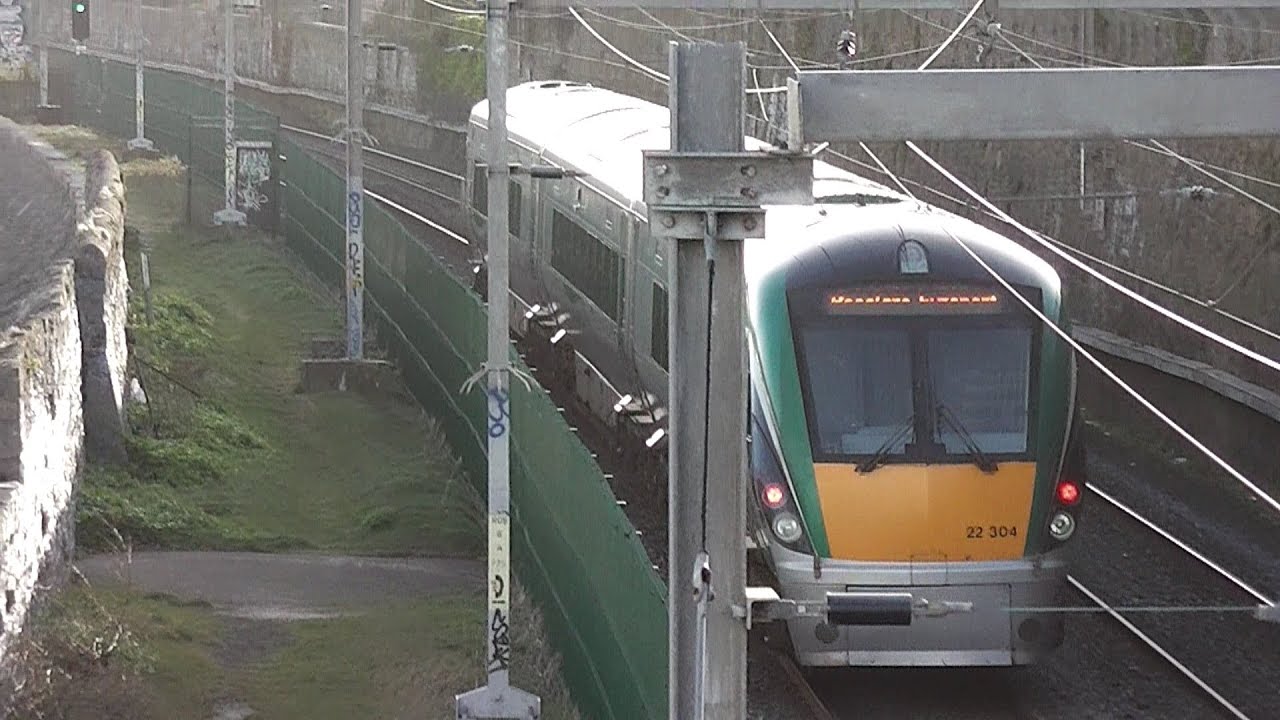 22000 Class Intercity Number 22304 - Blackrock, Dublin - YouTube