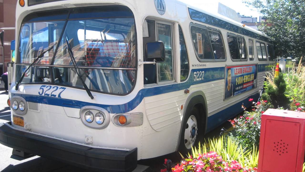 MTA Bus Festival Photo Montage 2016 + Transit Museum - YouTube