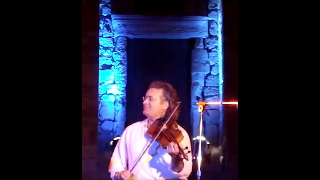 "Στειακός πηδηχτός χορός" - YouTube Music