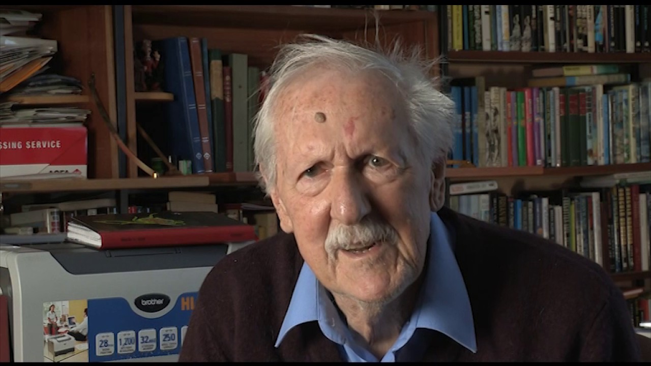 Brian Aldiss - Devoted to the idea of writing (48/79) - YouTube