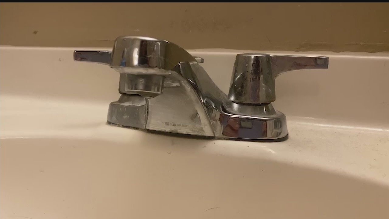 Letting the faucet drip to avoid frozen pipes: Aqua Ohio - YouTube