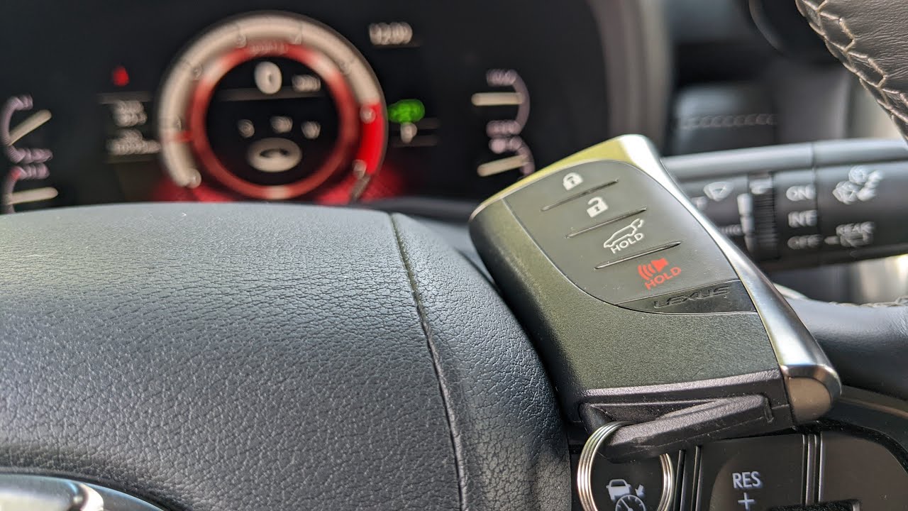 How to Replace Lexus LX 600 Key Fob Battery - YouTube