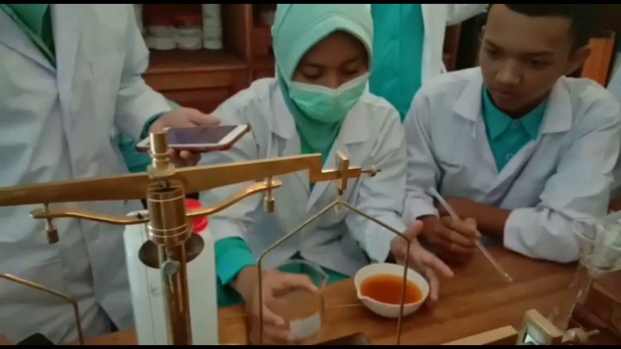 CARA PEMBUATAN MASERASI DARI SIMPLISIA TEMULAWAK!!! - YouTube