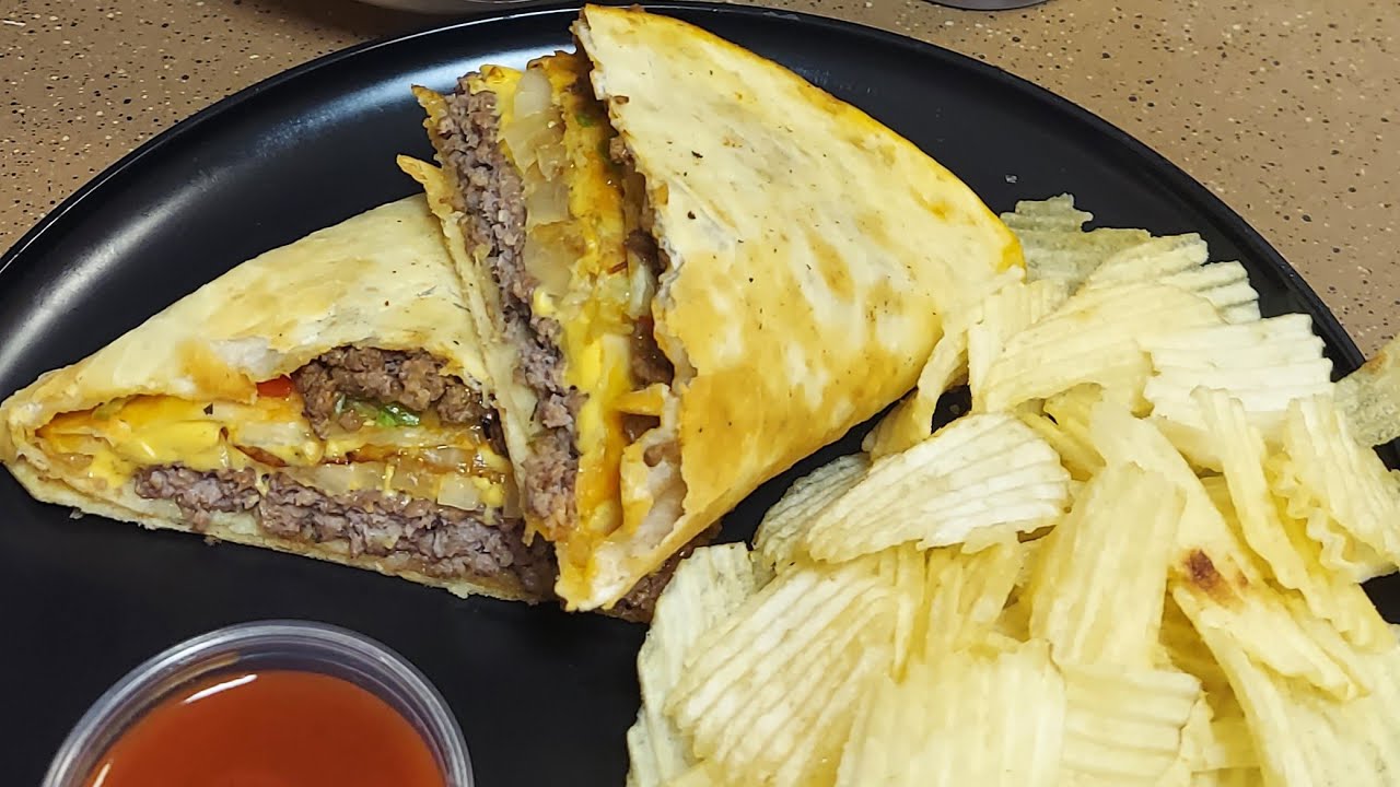 Taco burger burrito/ chips/grape juice/salad - YouTube