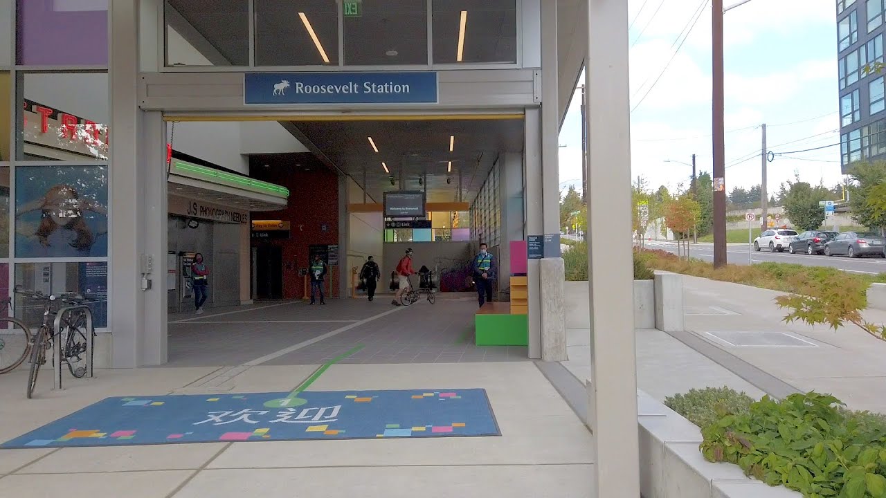 Walking Seattle - U District Link Station to Roosevelt Station - YouTube