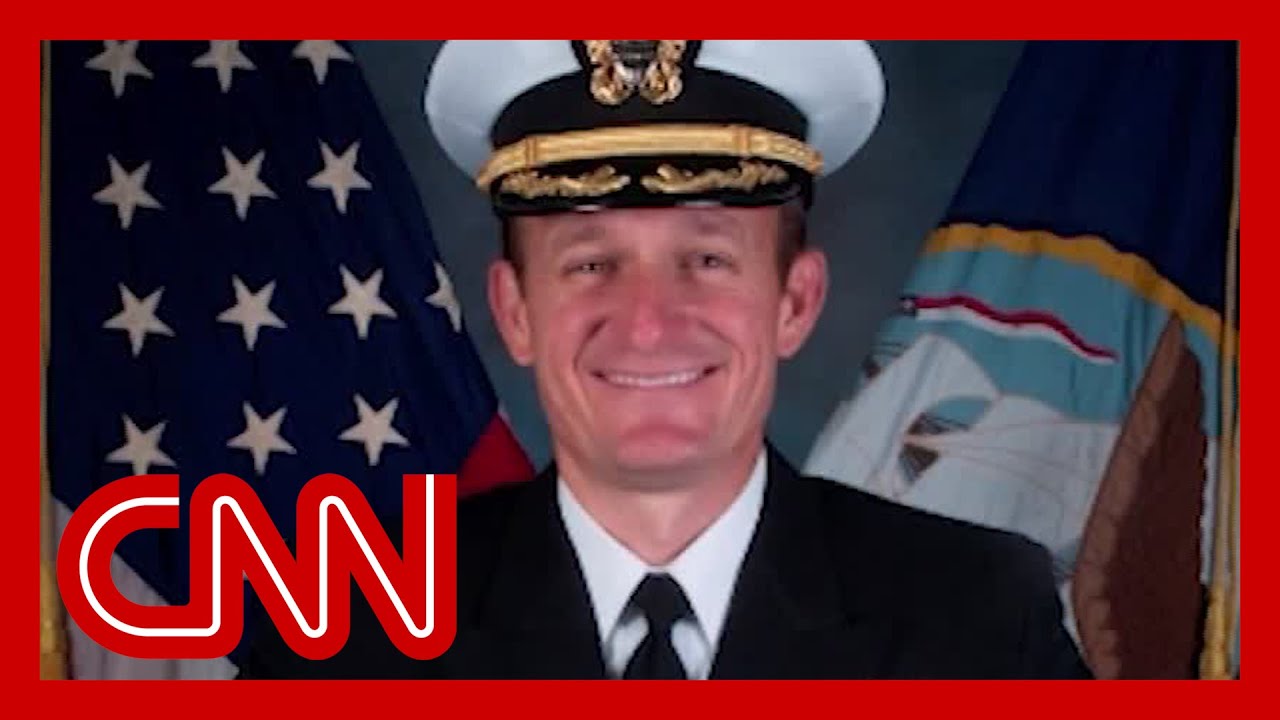 Sailors cheer Navy captain removed for coronavirus warning - YouTube