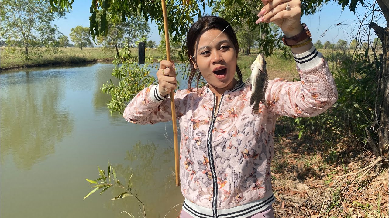 Wow She Catch many kind of Fish In a small River - YouTube