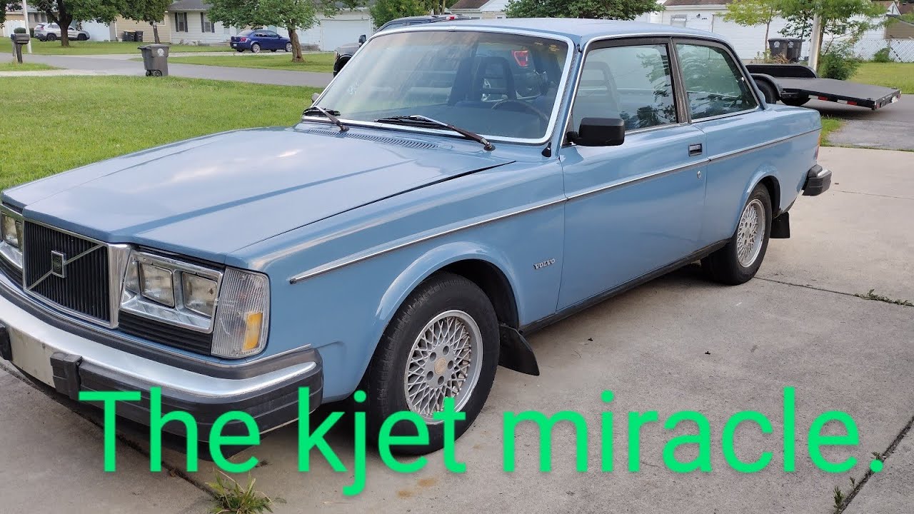 This Scotia Blue Volvo 242 was left for dead over a bad fuel gauge ...