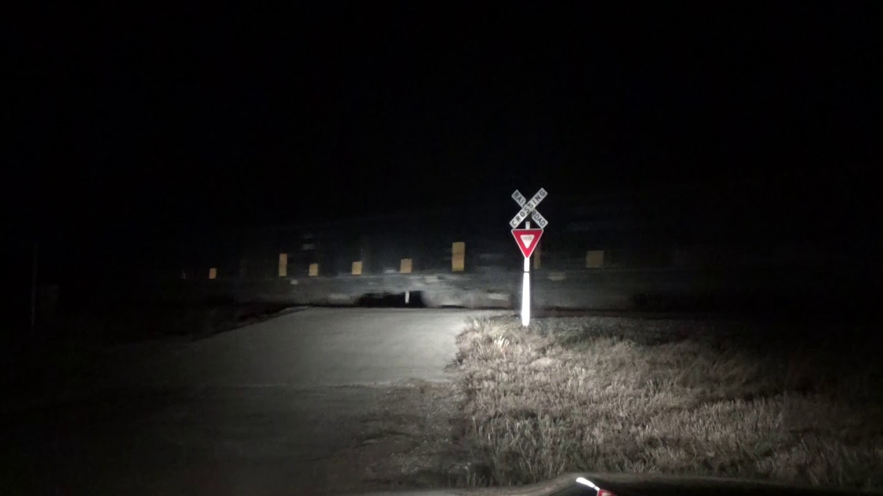 UP #2650 Leads RCFJW-06 - YouTube