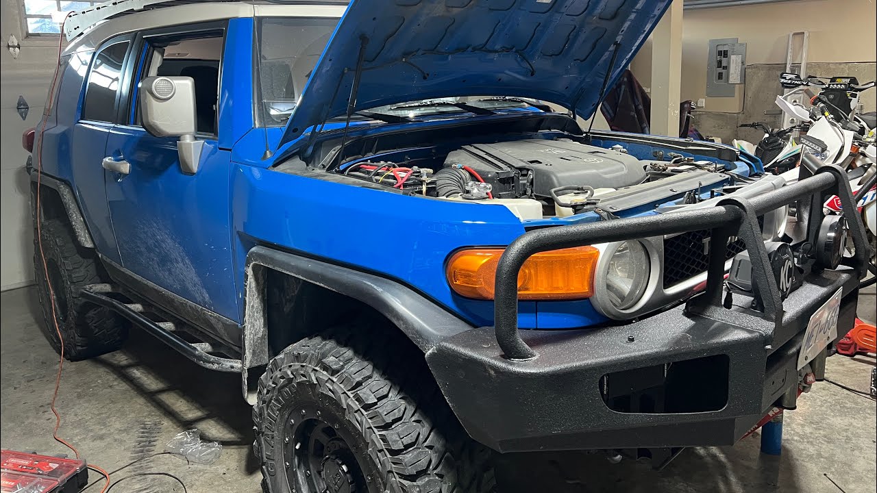 HOW TO INSTALL SUBWOOFER SPEAKERS AND AMPLIFIER IN TOYOTA FJ AND BACK ...