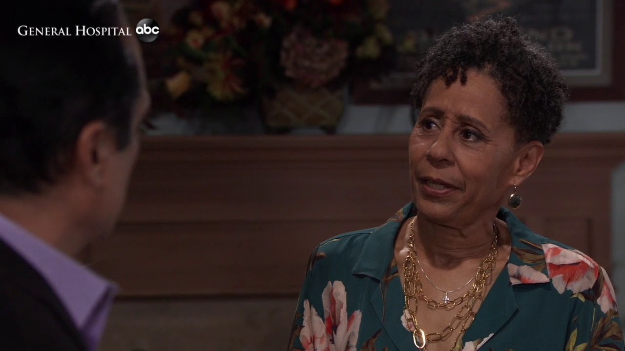 GH sneak peek for 11 25 19 - Mike Corbin's condition worsens - YouTube