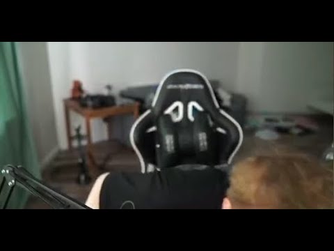 строго показал новый 3d VR монитор на стриме😳 - YouTube