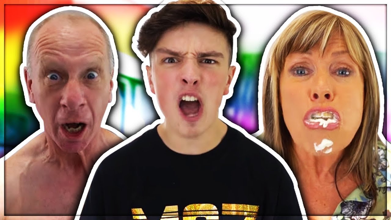 Morgz mom caught morgz clapping new girls Ch33ks!?!?!?! - YouTube