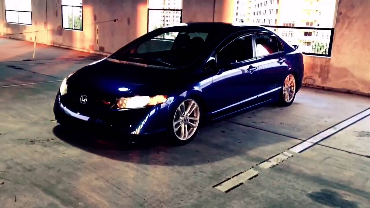 Slammed Hellaflush 8th gen Honda Civic si FA5 - YouTube