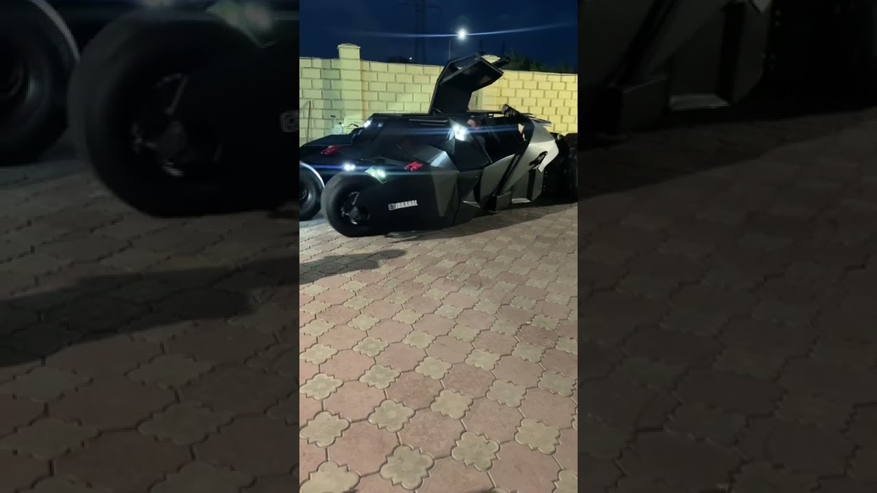 Parking Batmobile in garage 🦇 #batman #batmobile #batman2022 - YouTube