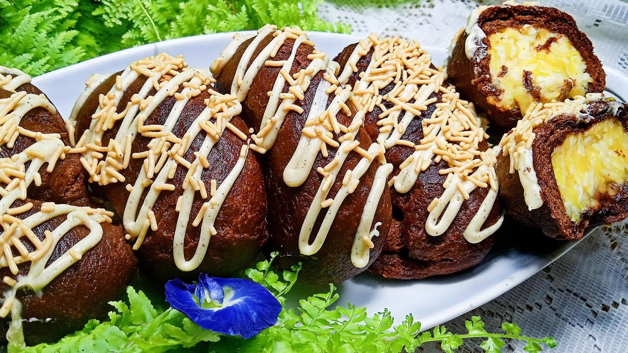 Donat coklat isi pisang keju lava - YouTube
