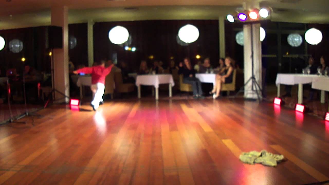 Bolero Flamenco Moderno Impro - YouTube