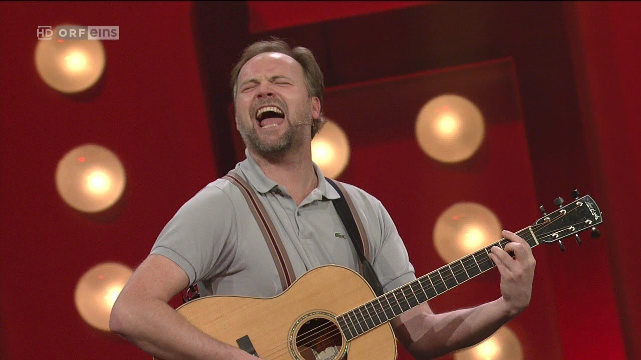 Thomas Stipsits spielt Sommerhits im Winterkleid - YouTube